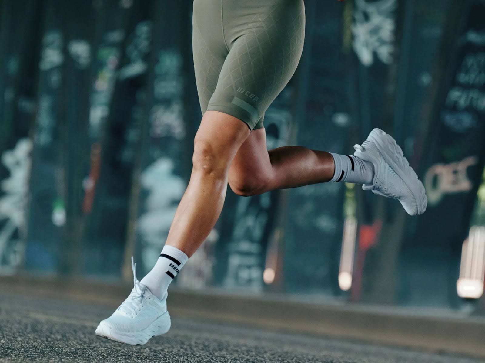 Do Compression Socks Really Help Running Performance? | CEP – CEP Running